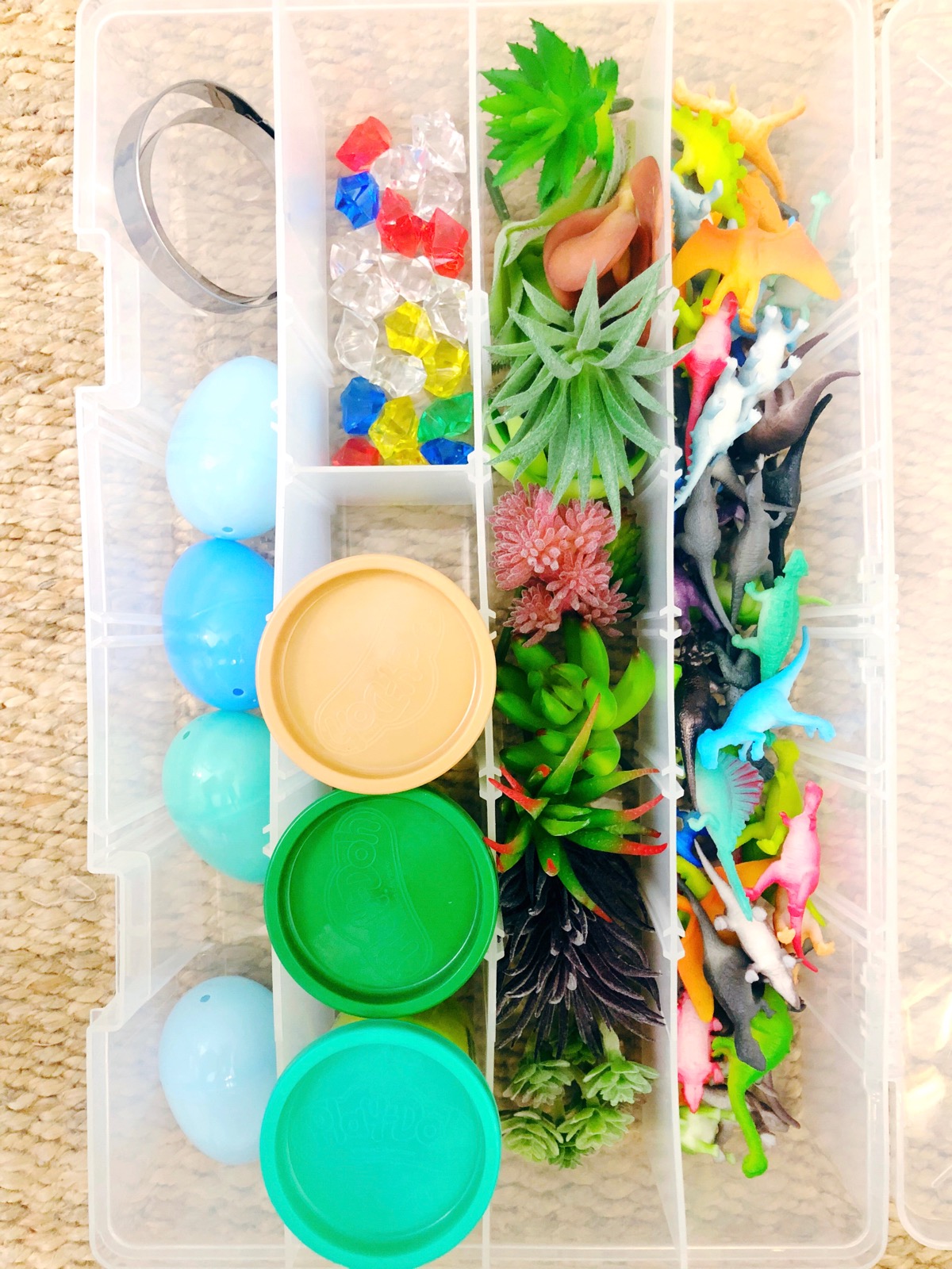 How To Make DIY Sensory Kits for Kids - Veronika's Blushing