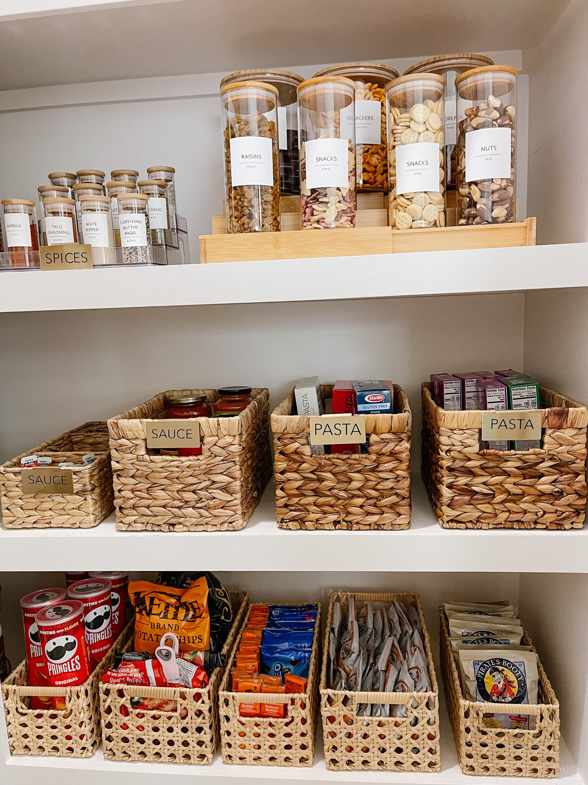 Our Pantry Makeover with The Organized Chaos Co. - Veronika's Blushing