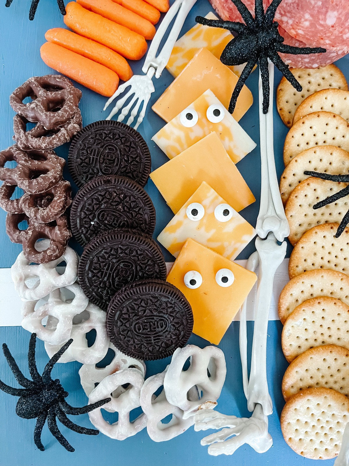 Halloween Char”boo”terie board - Veronika's Blushing